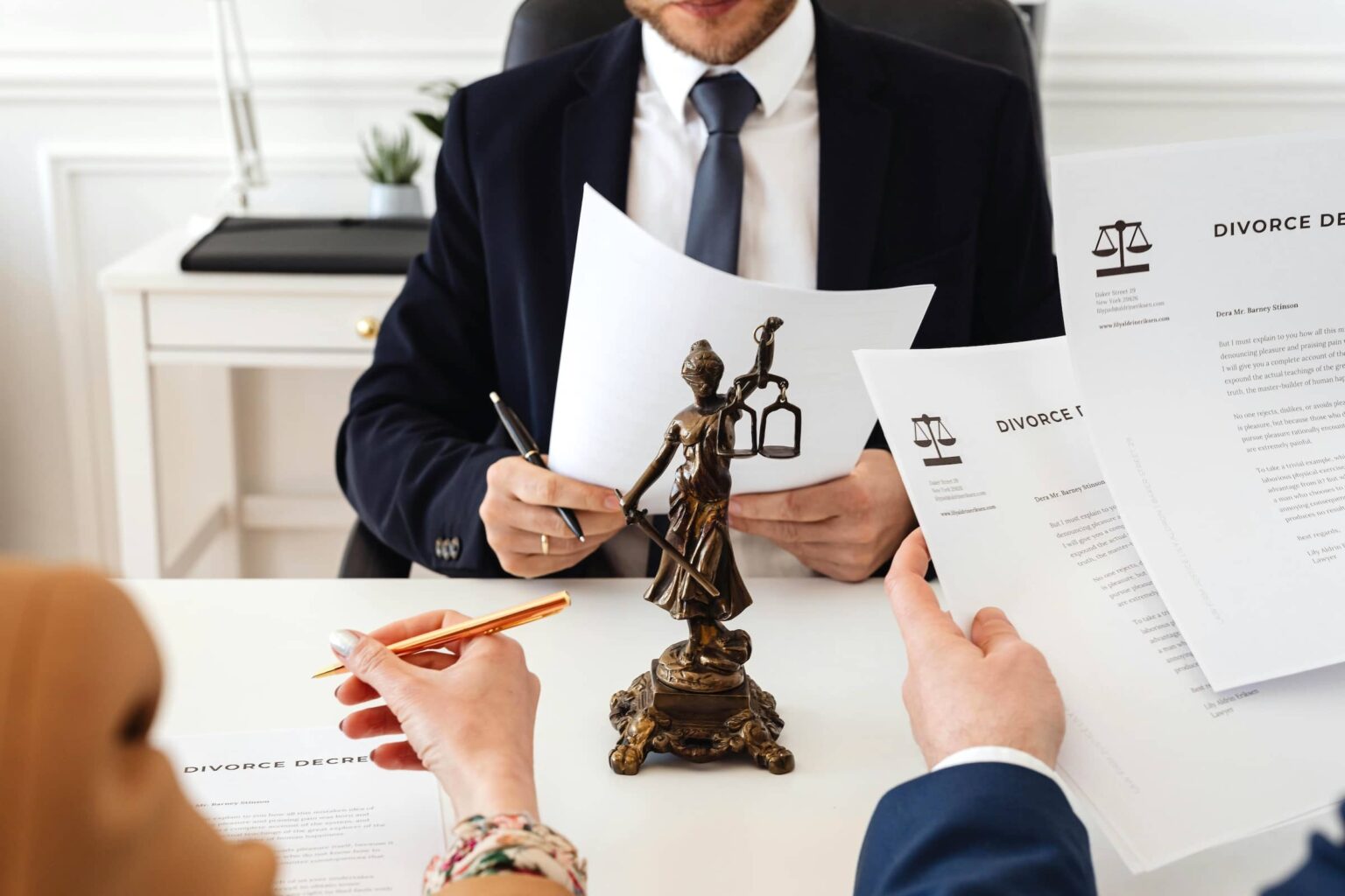 Why More Couples in Dana Point Are Choosing Mediation Over Court Battles